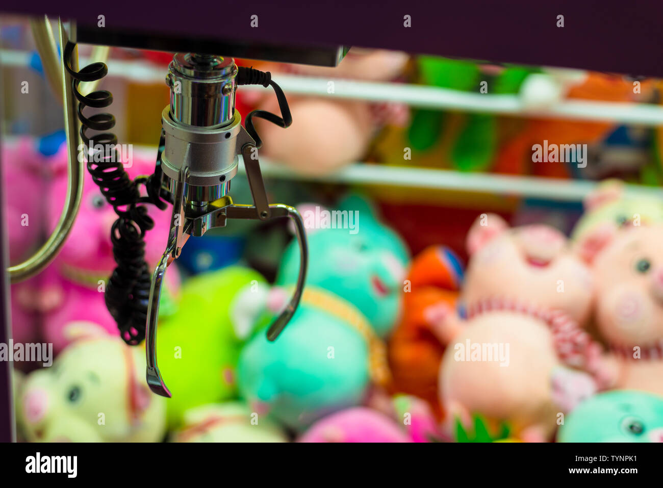 Mall clip doll machine Stock Photo - Alamy