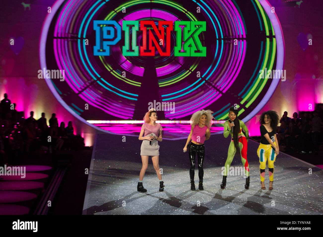 Neon Jungle preforms on the runway at the Victoria's Secret Fashion ...