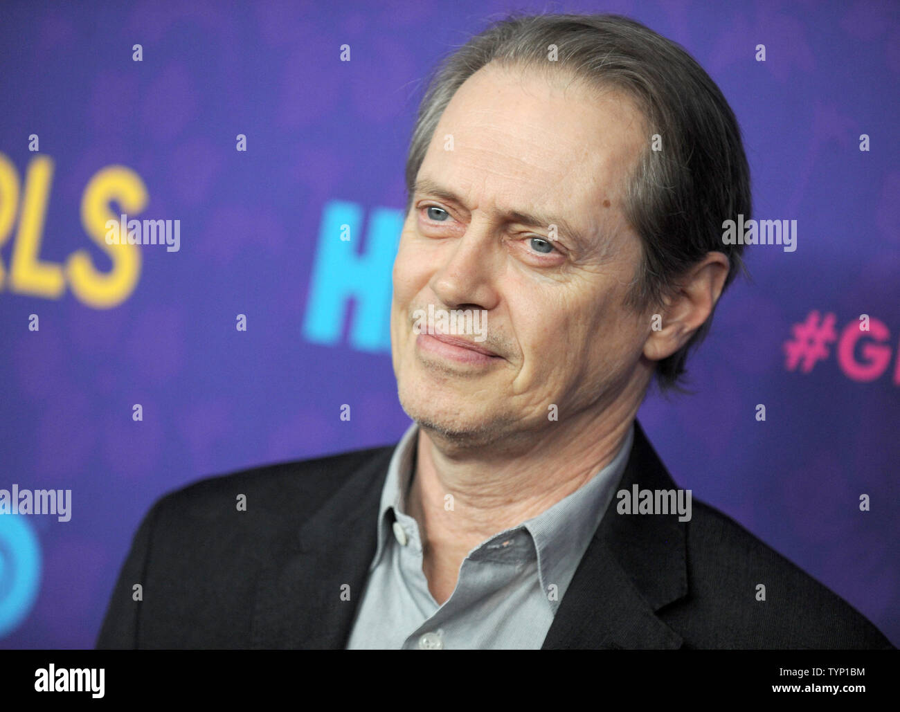 Steve Buscemi arrives on the red carpet at the HBO season three ...
