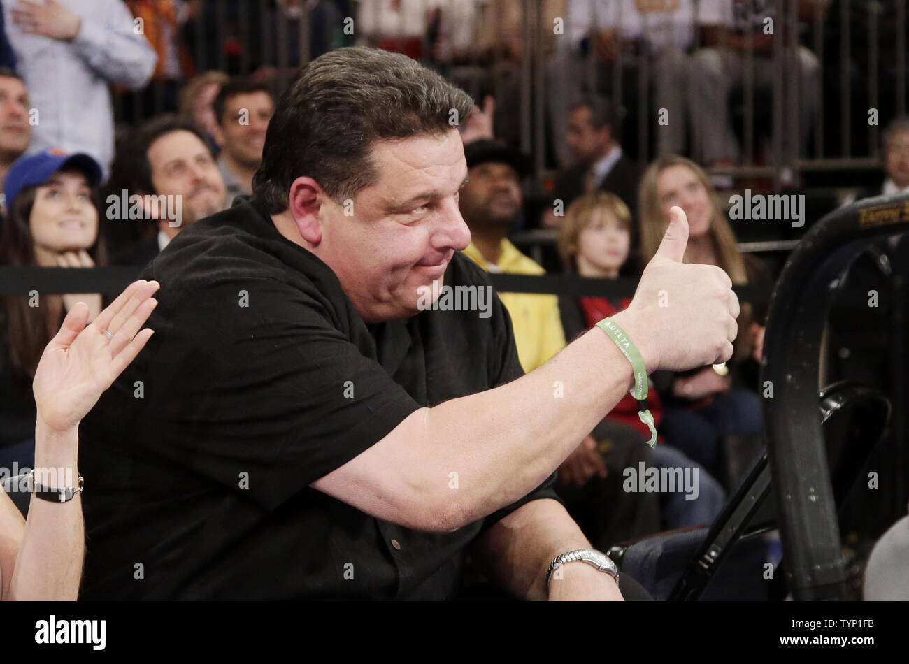 Steve Schirripa watches the Miami Heat play the New York Knicks at ...