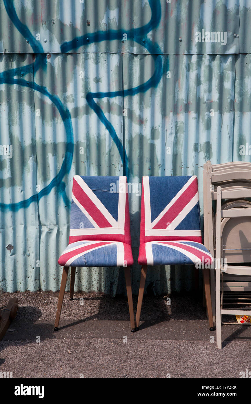 Union Jack chairs in street, London,uk Stock Photo - Alamy