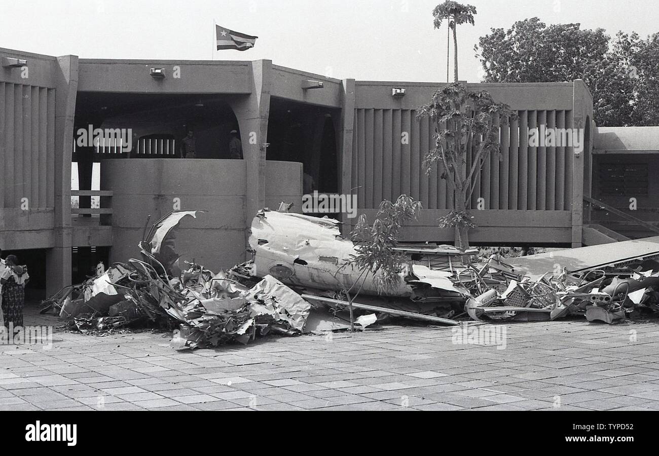 PHOTO OF PLANE STRUCTURE AFTER A CRASH Stock Photo - Alamy
