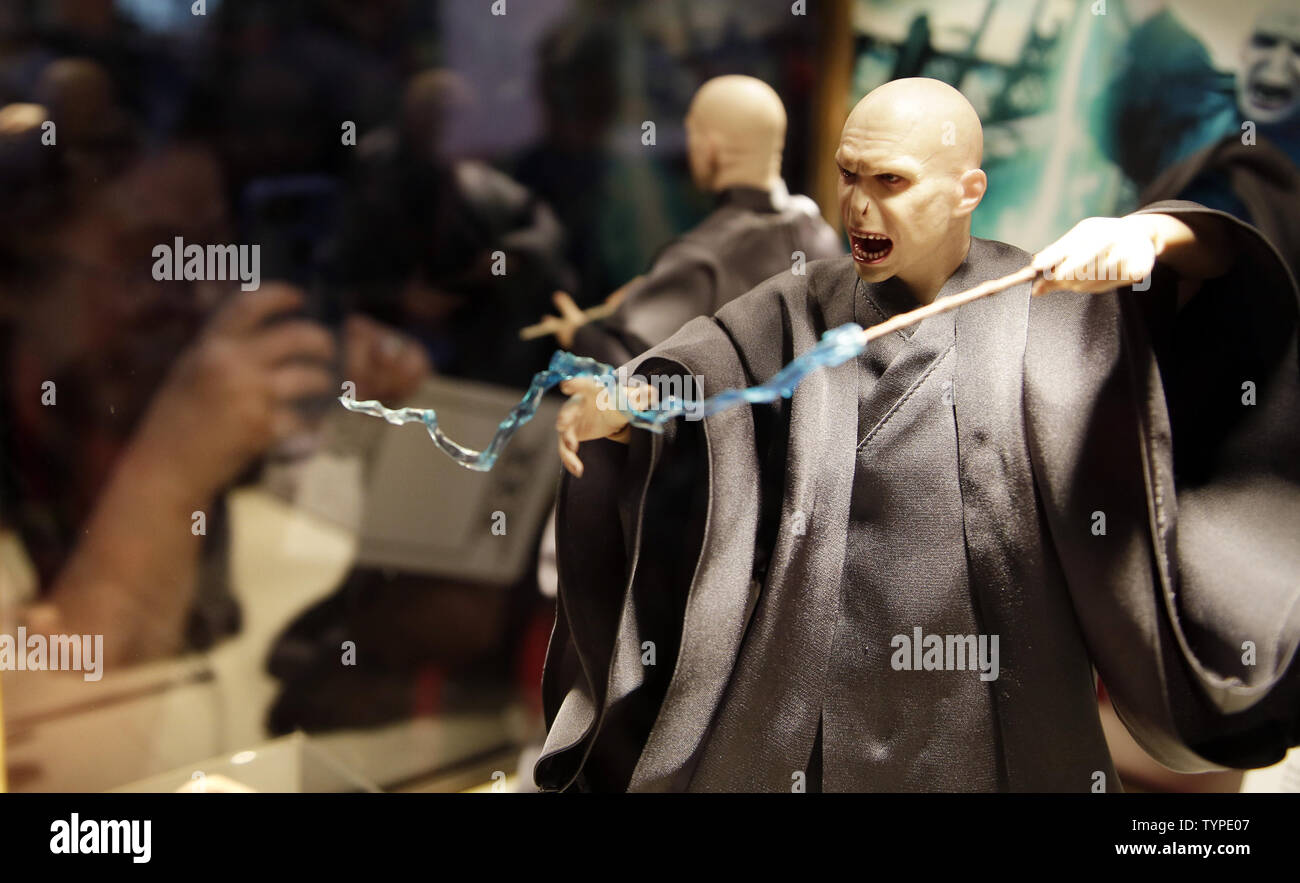 Lord voldemort hi-res stock photography and images - Alamy