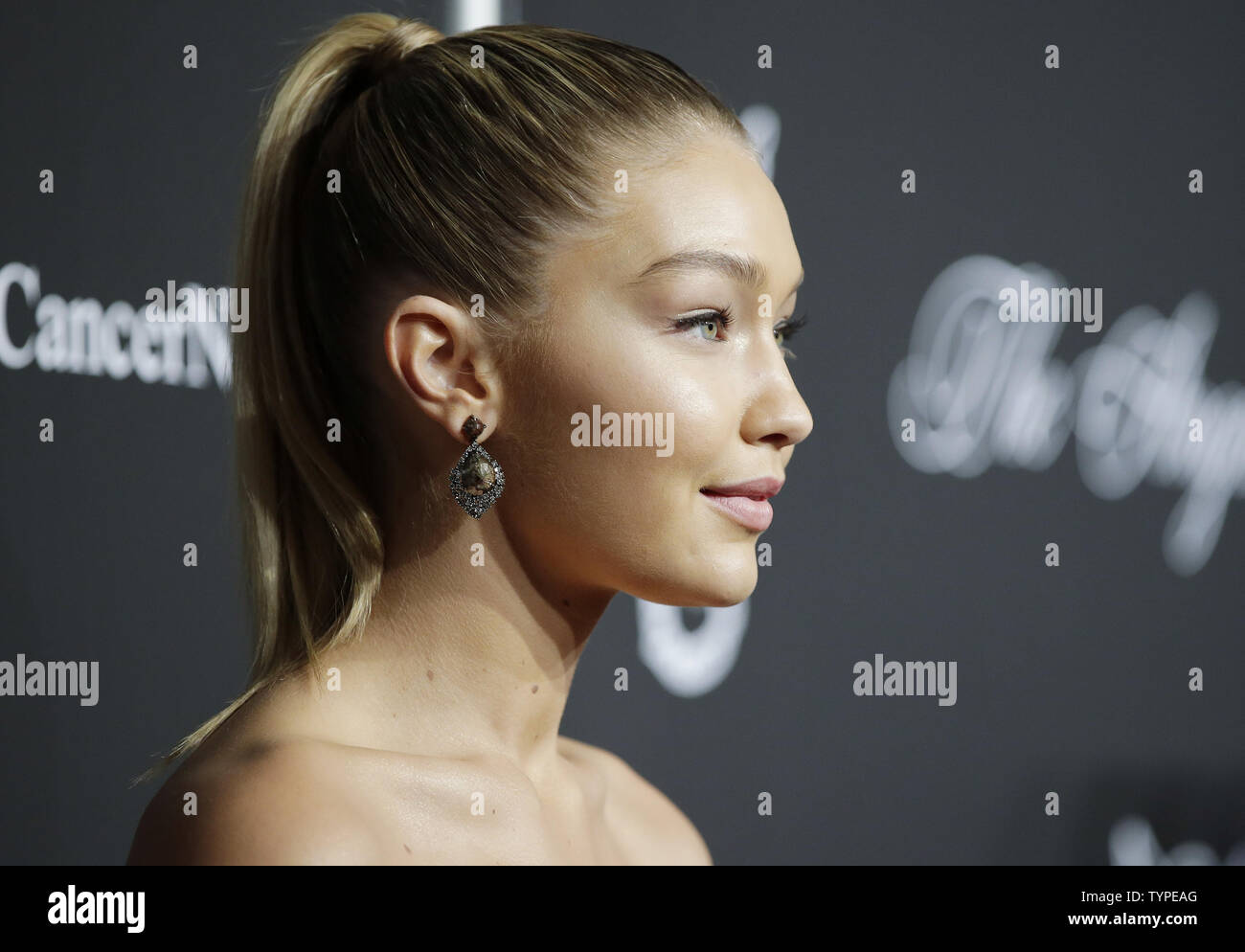 Gigi Hadid arrives on the red carpet at Gabrielle's Angel Foundation ...