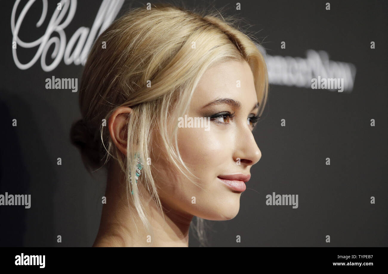 Hailey Baldwin arrives on the red carpet at Gabrielle's Angel ...