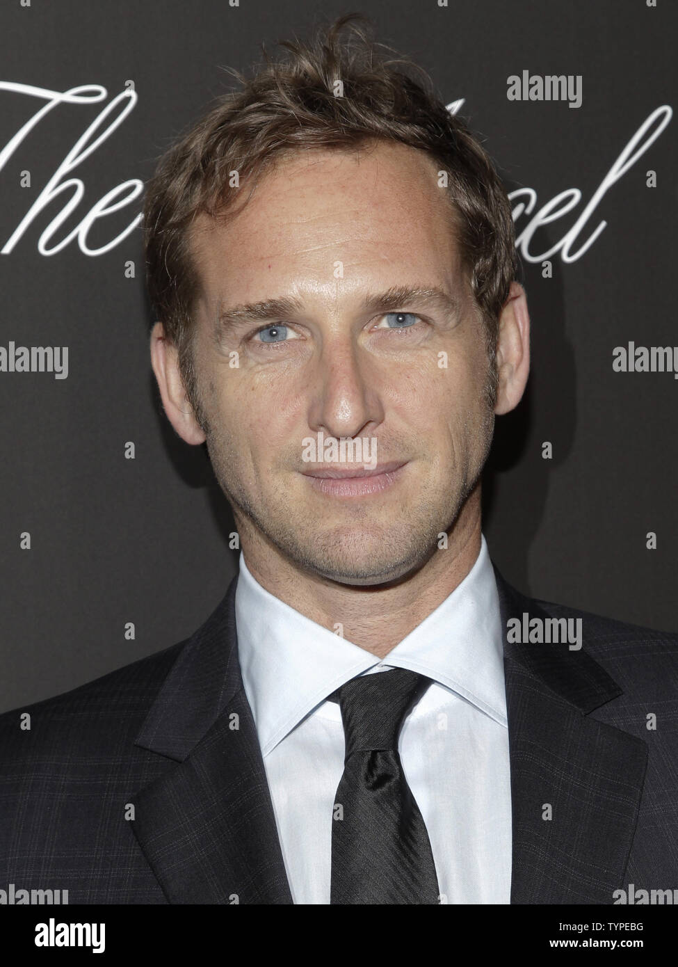 Josh Lucas arrives on the red carpet at Gabrielle's Angel Foundation ...