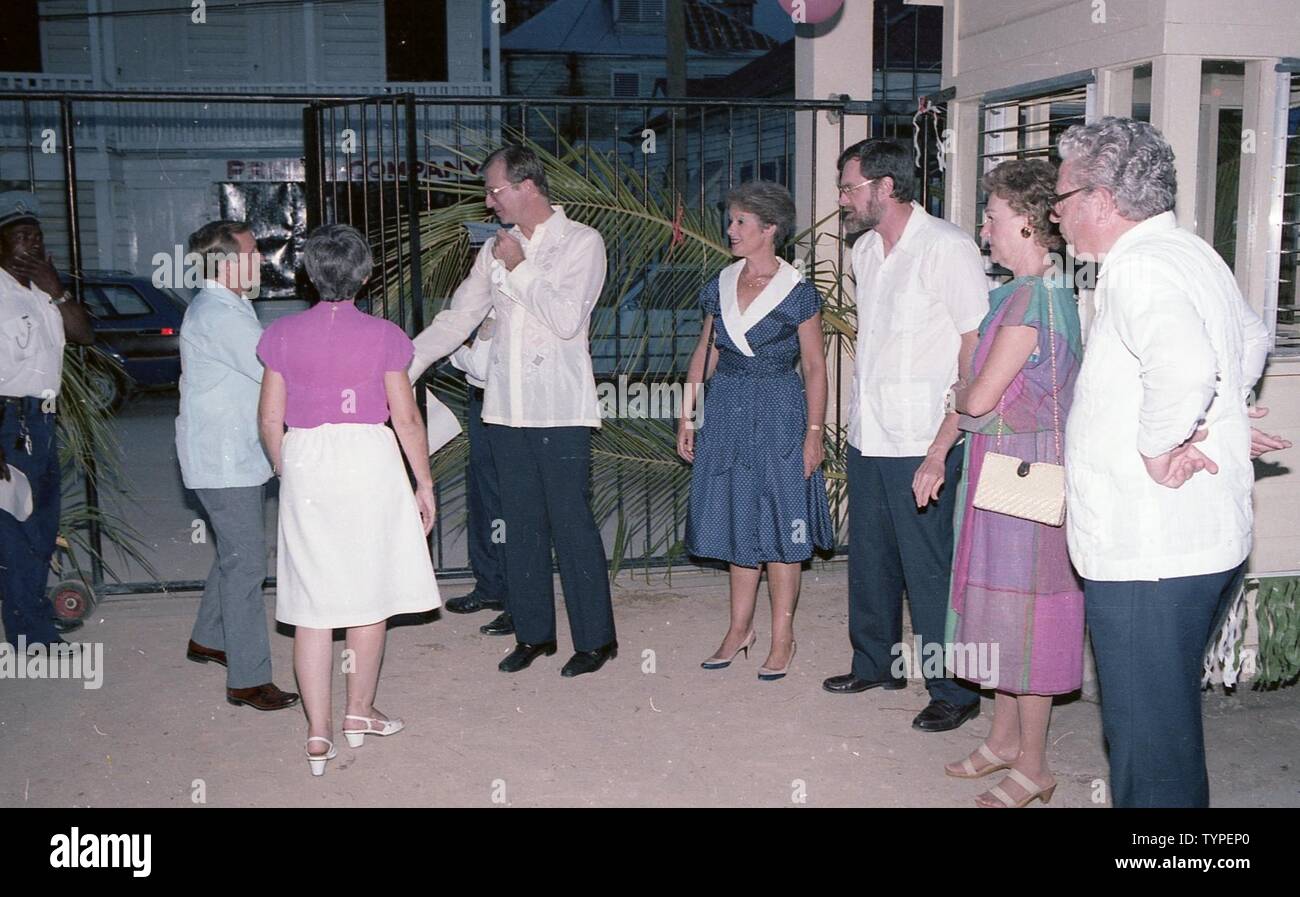 MEN AND WOMEN SHAKING HANDS WITH EACH OTHER IN A RECEIVING LINE Stock ...