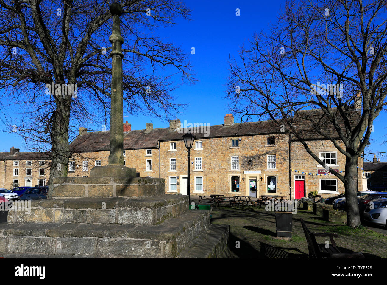 Summer view of the Market Cross, Market Square, Masham town, North ...