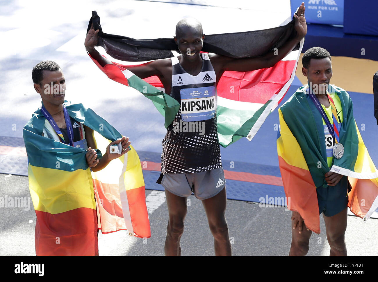 Wilson Kipsang of Kenya celebrates after wining the NYRR TCS New York ...