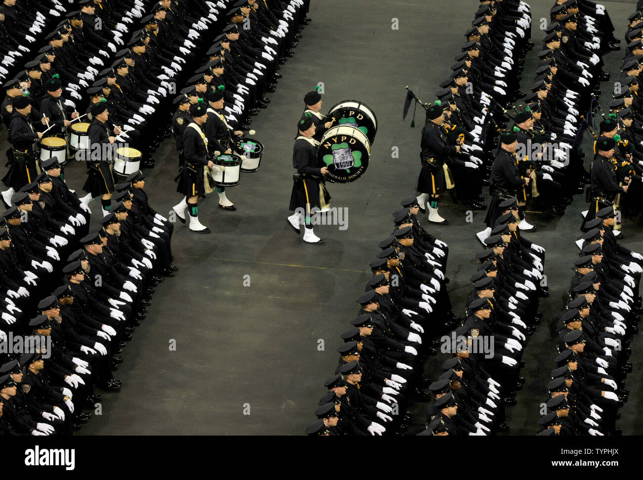 Nypd police graduation ceremony hi-res stock photography and images - Alamy
