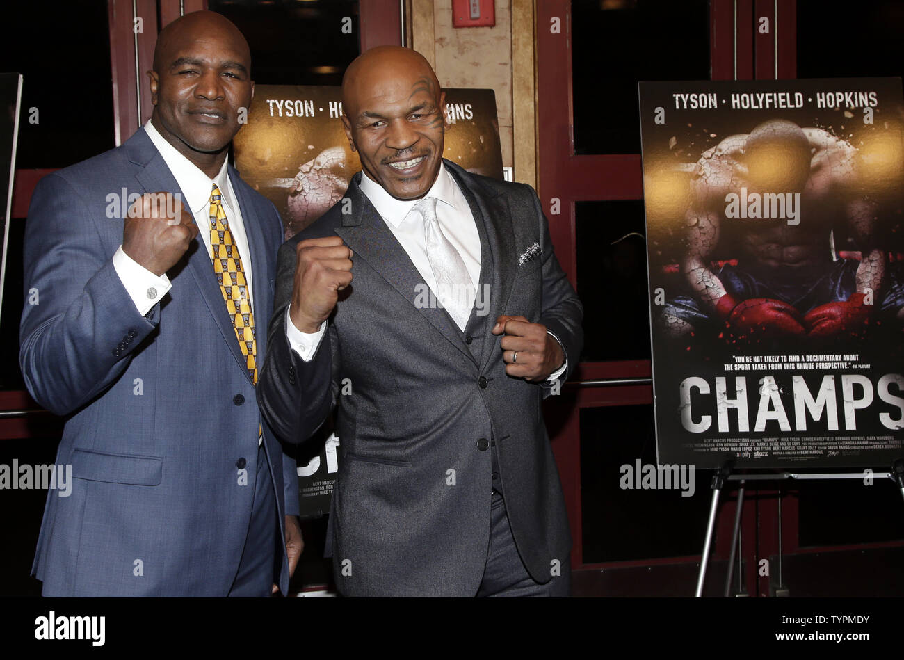 Evander holyfield ear hi-res stock photography and images - Alamy
