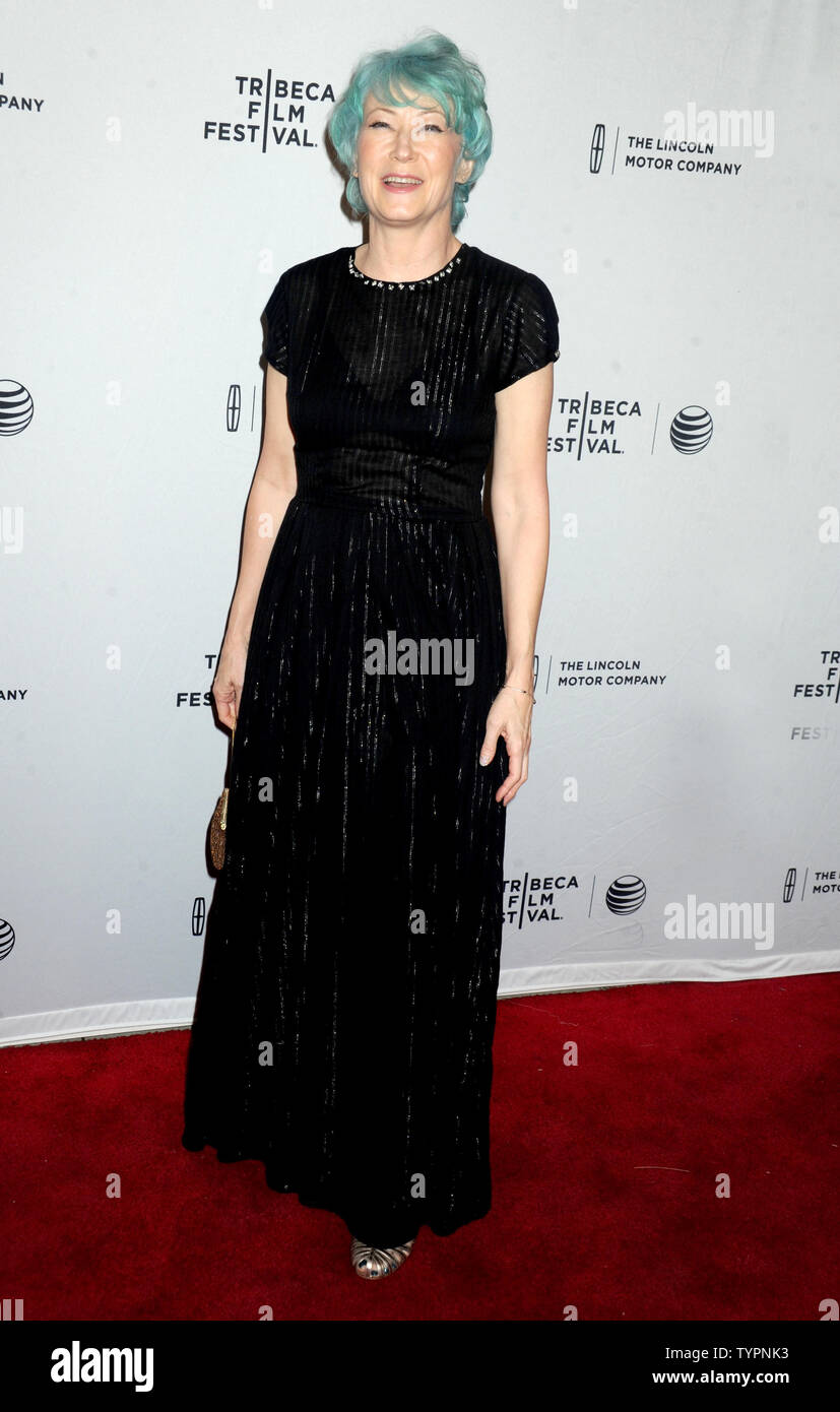 Ann magnuson hi-res stock photography and images - Alamy