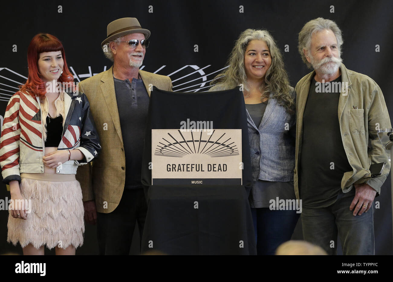 Madison square garden 2015 walk of fame inductions hi-res stock ...