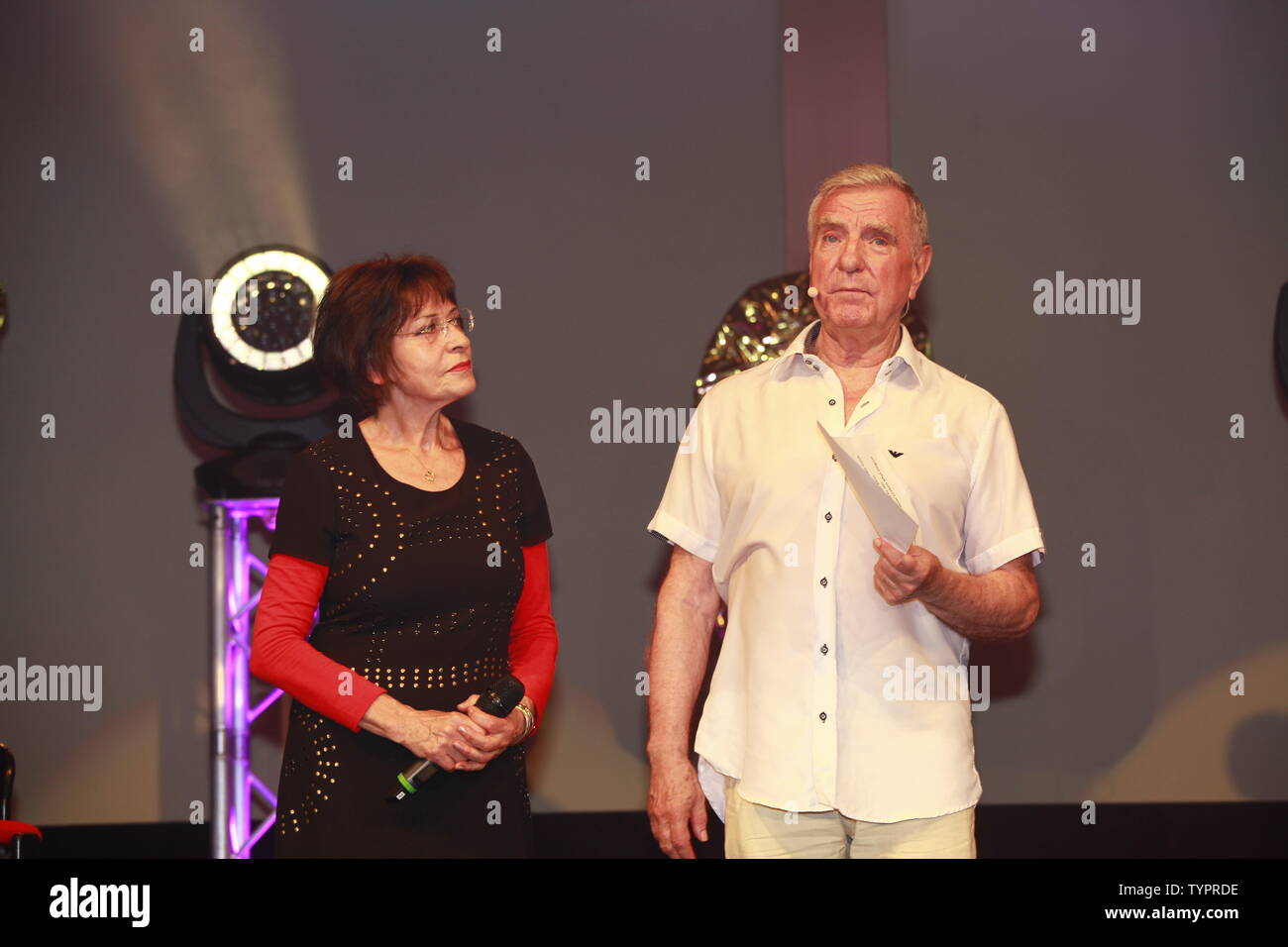 Ingrid Raack beim 700. Kofferradio mit Siegfried 'Siggi' Trzoß im ...