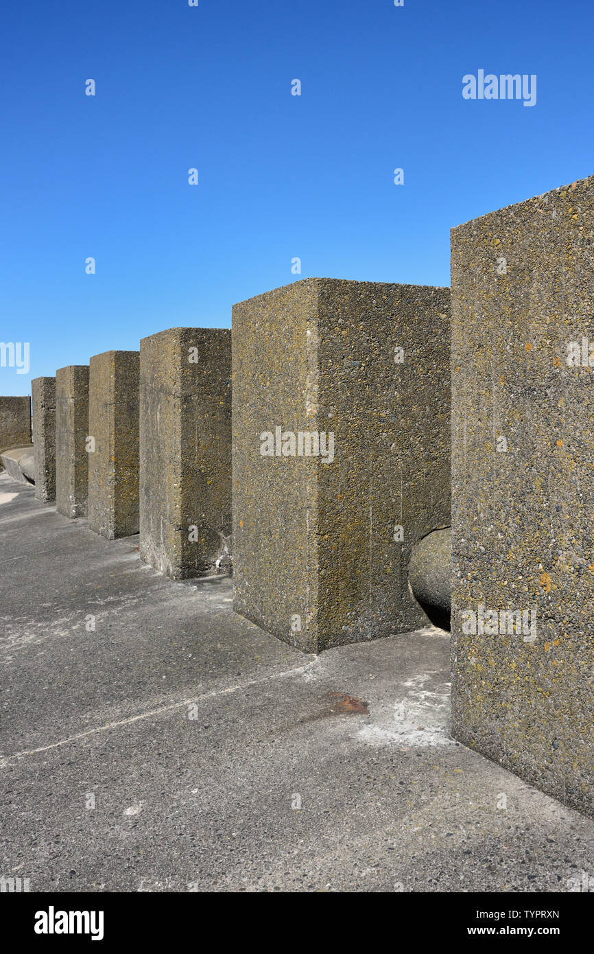 Concrete structure in marine environment hi-res stock photography and ...