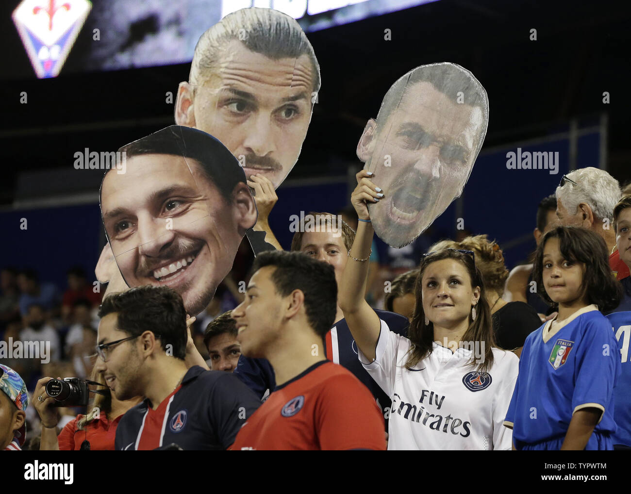 New york red bull fans hi-res stock photography and images - Alamy