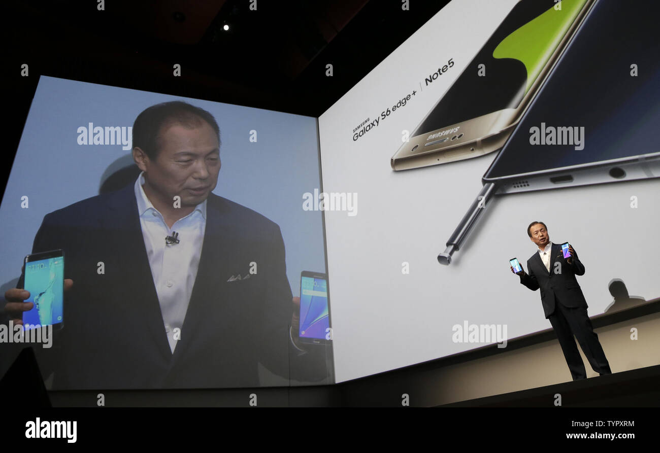 President and CEO of Samsung Electronics JK Shin unveils the new ...