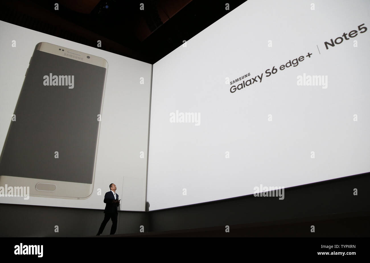President and CEO of Samsung Electronics JK Shin unveils the new ...
