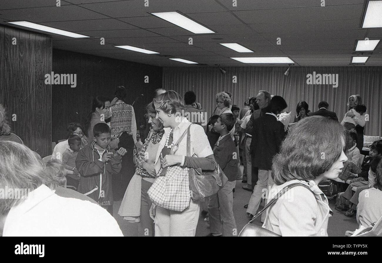 REFUGEES, CROWD OF PEOPLE INSIDE Stock Photo - Alamy
