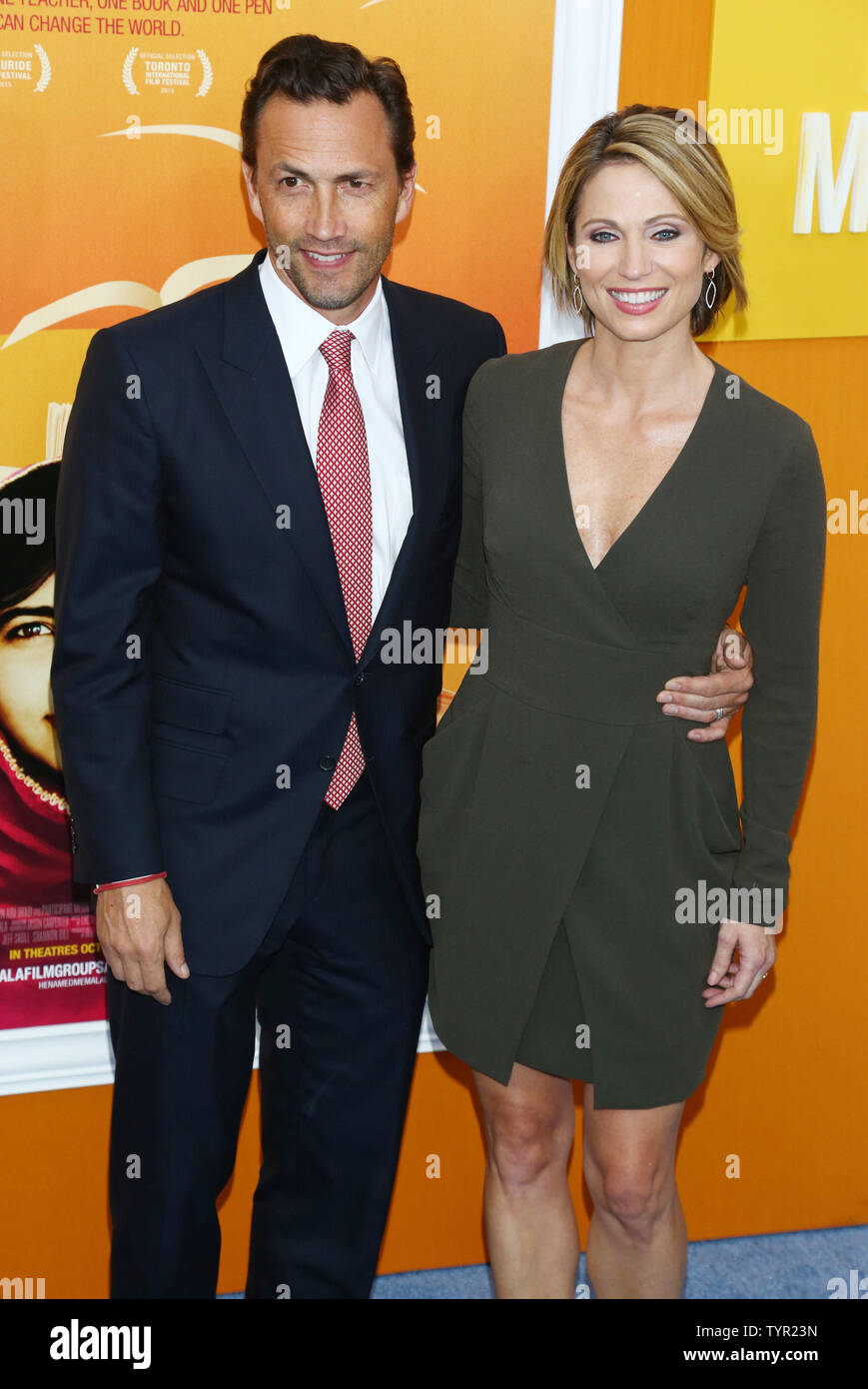 Andrew Shue and Amy Robach arrive on the red carpet at the New York ...