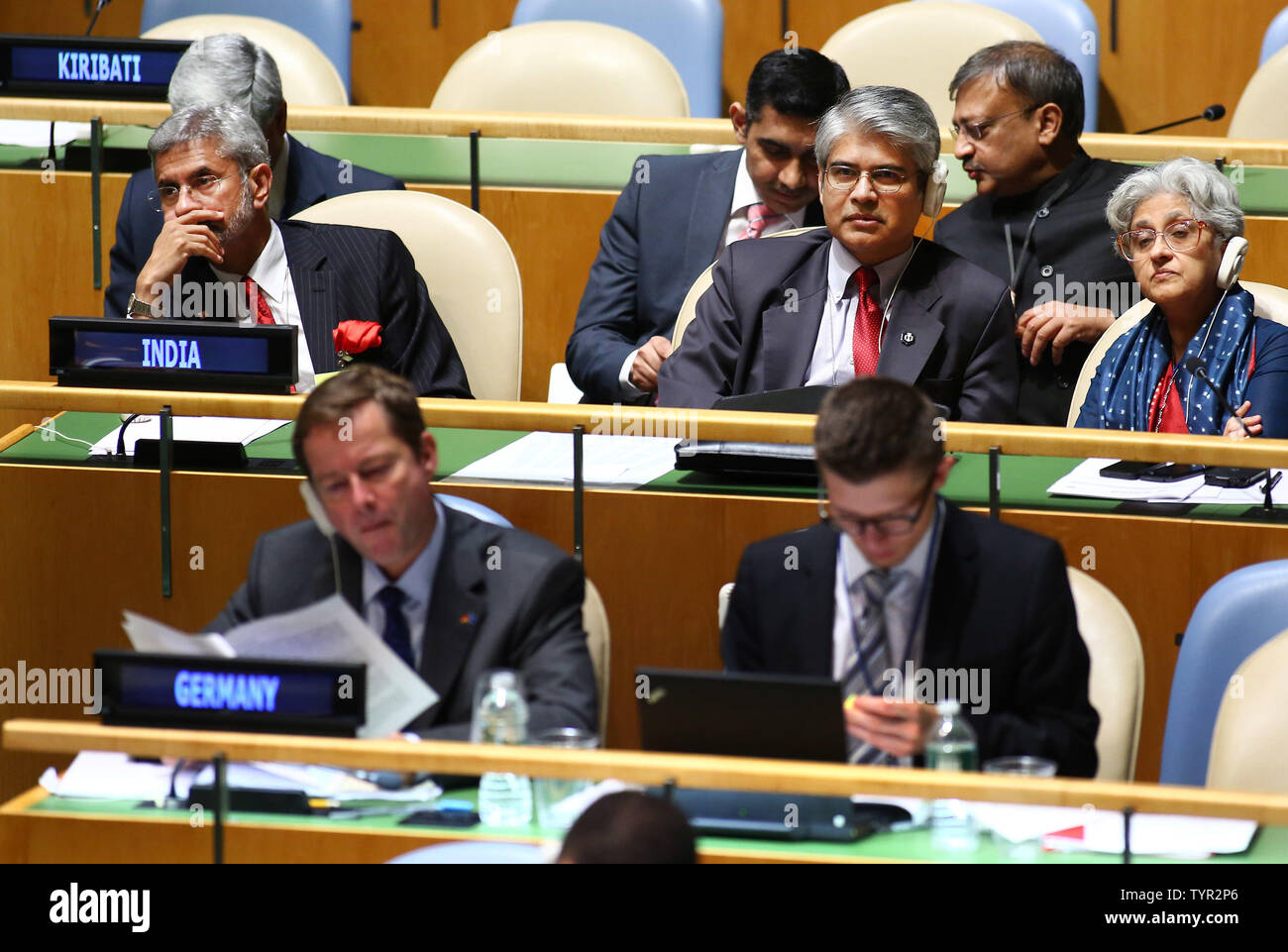 Indian delegations hi-res stock photography and images - Alamy