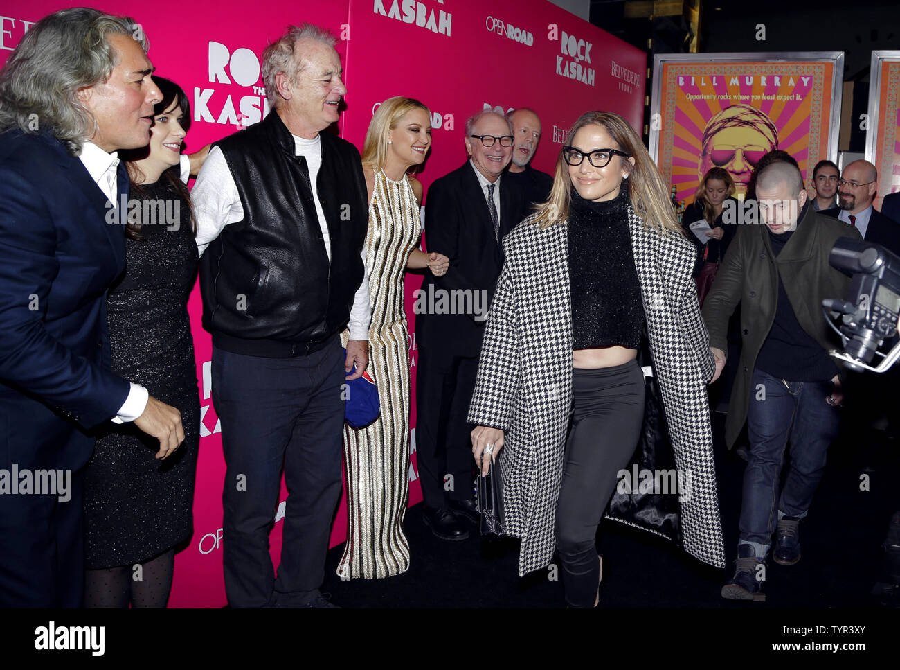 Zooey Deschanel, Bill Murray, Kate Hudson and Bruce Willis watch ...