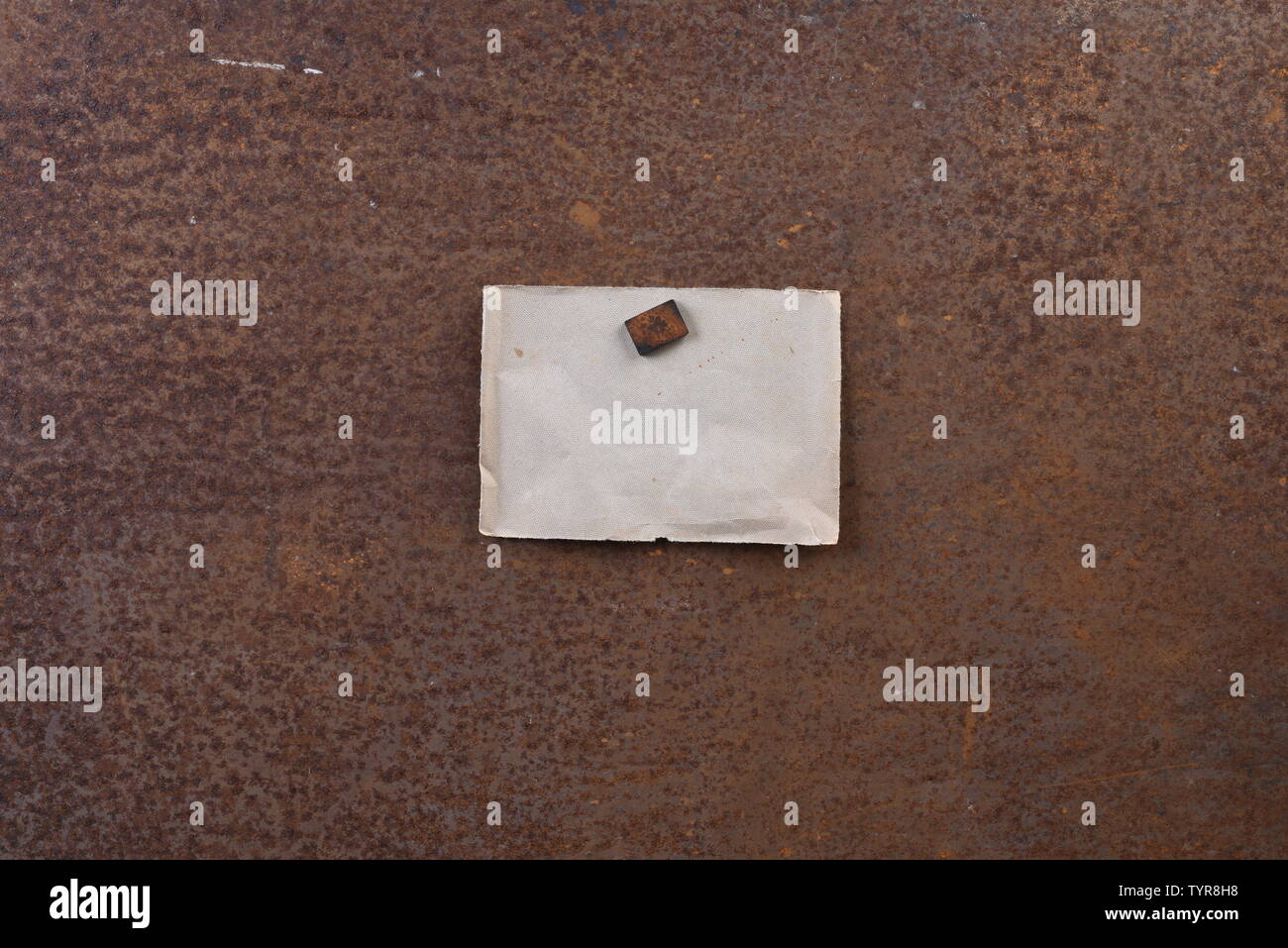 Magnetic wall hi-res stock photography and images - Alamy