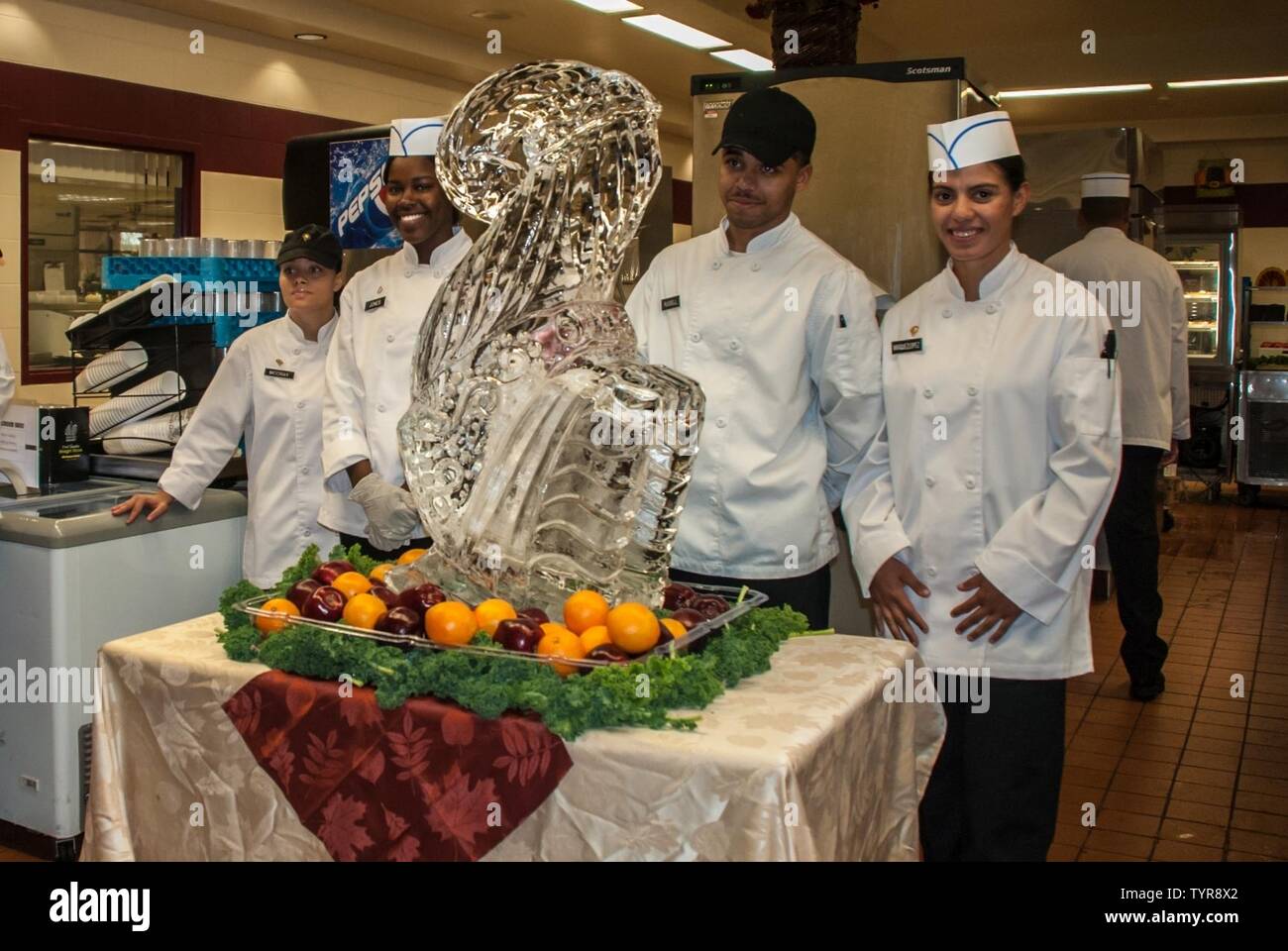 FORT IRWIN, Calif. -- Cooks from Dining Facility #2, 11th Armored ...
