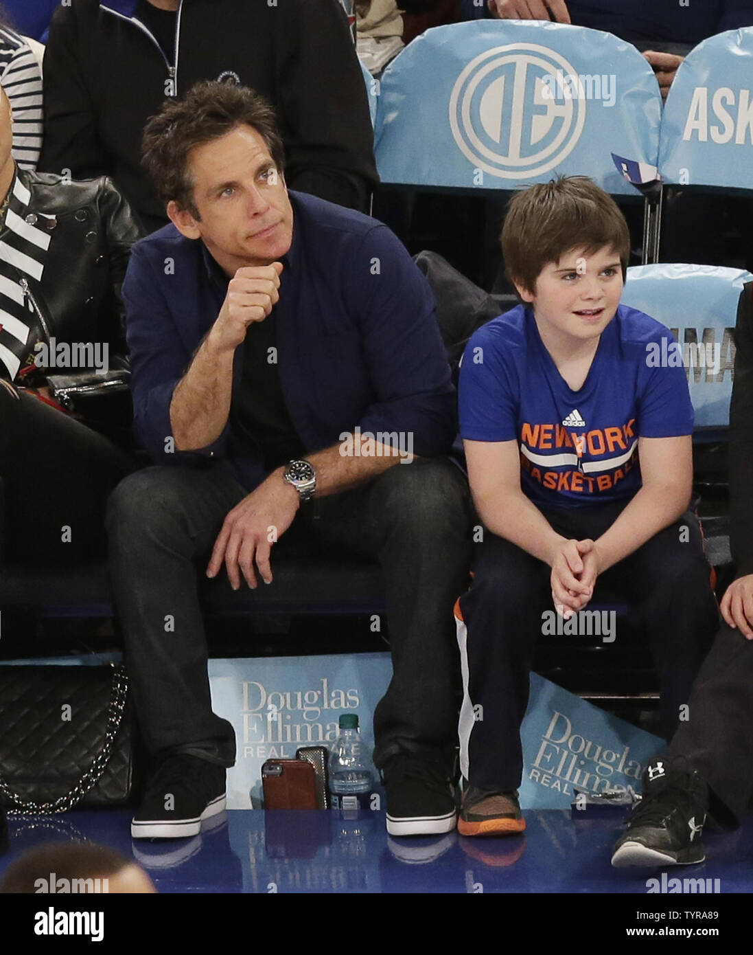 87 3 g hi-res stock photography and images - Alamy