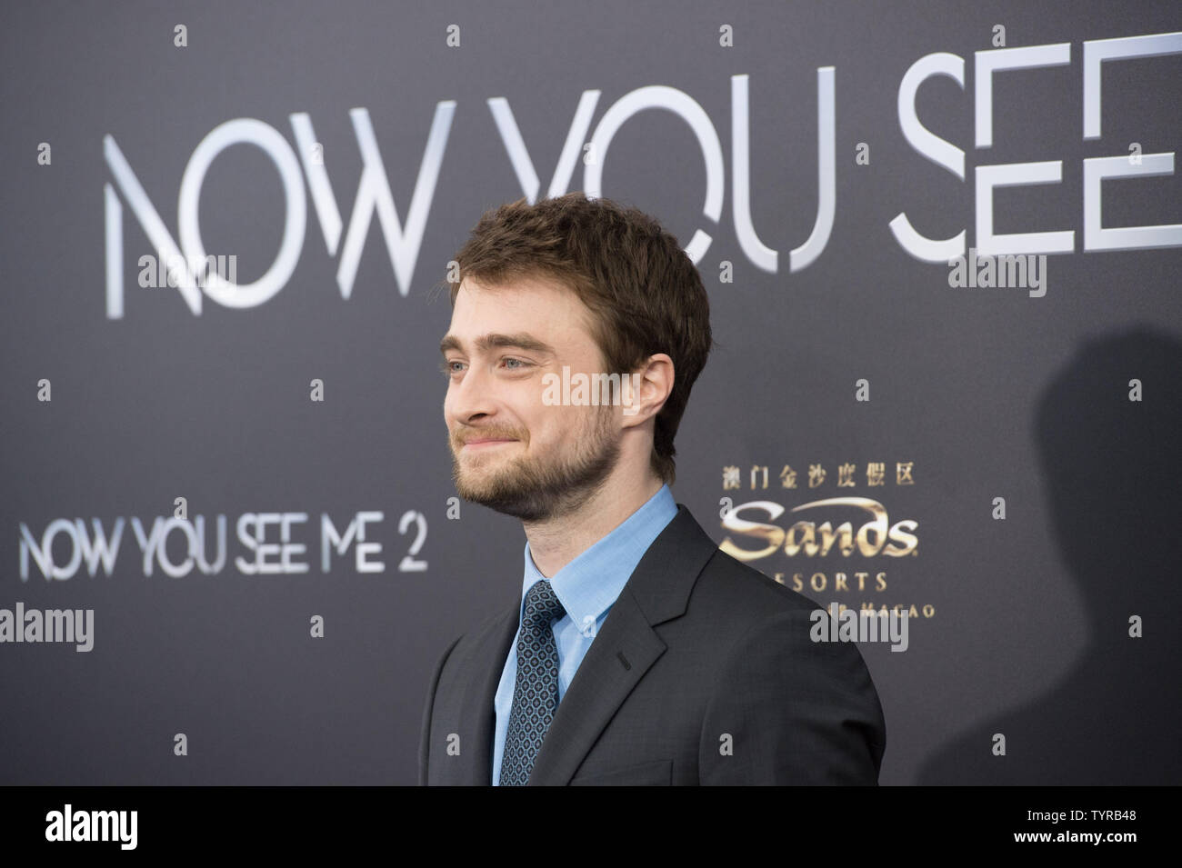 Daniel Radcliffe arrives at the "Now You See Me 2" world premiere ...