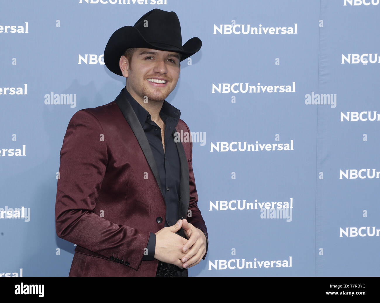 El Dasa arrives on the carpet the 2016 NBCUNIVERSAL Upfront at Radio ...