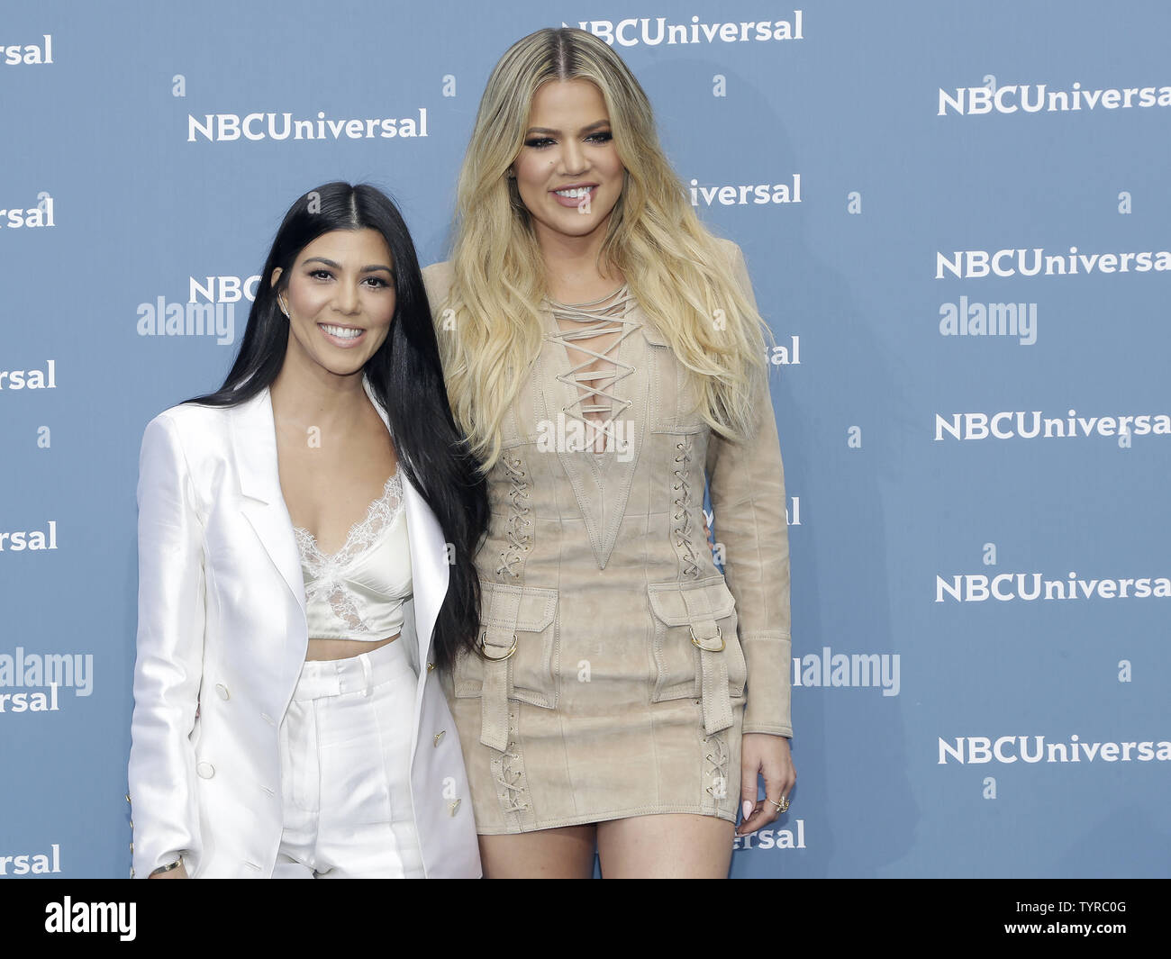 Khloe kardashian arrive hi-res stock photography and images - Alamy