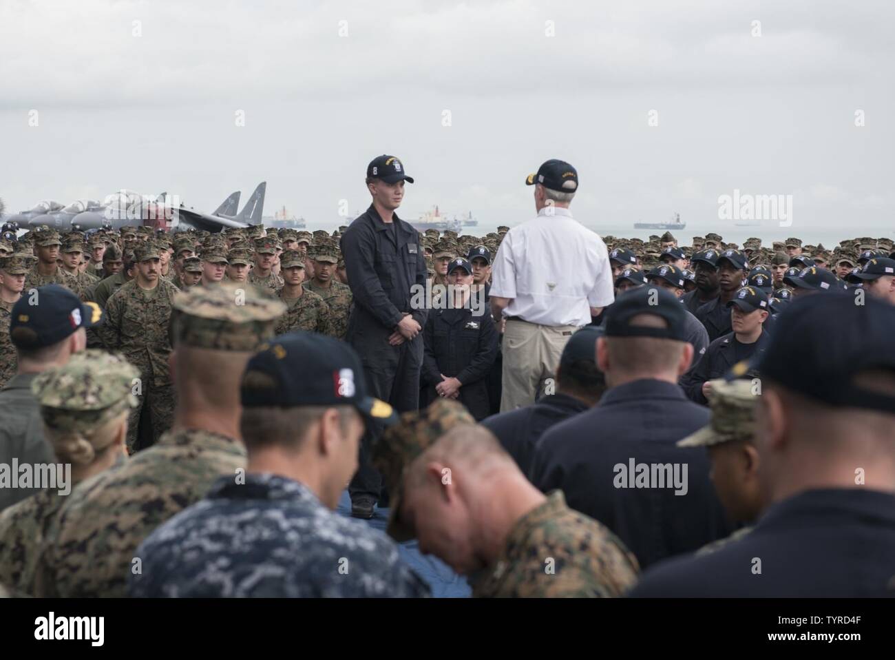 (Nov. 22, 2016) Secretary of the Navy (SECNAV) Ray Mabus answers a ...