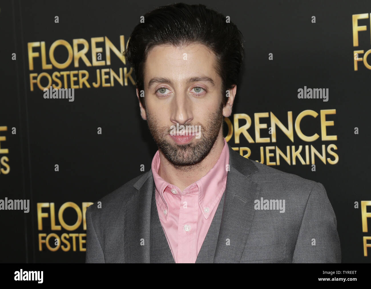 Simon Helberg arrives on the red carpet at the 'Florence Foster Jenkins ...