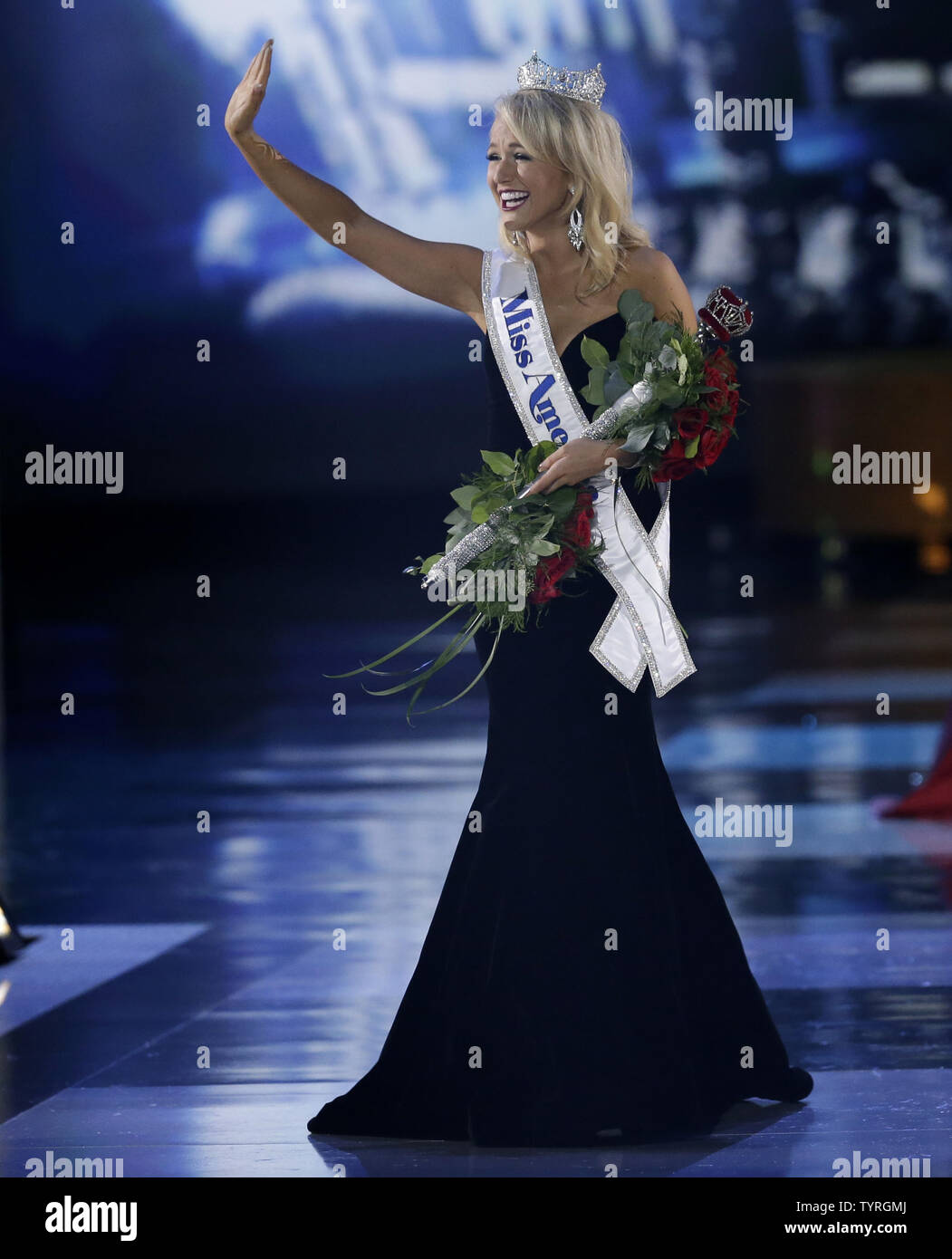 Miss Arkansas Savvy Shields reacts after she is crowned the 2017 Miss ...
