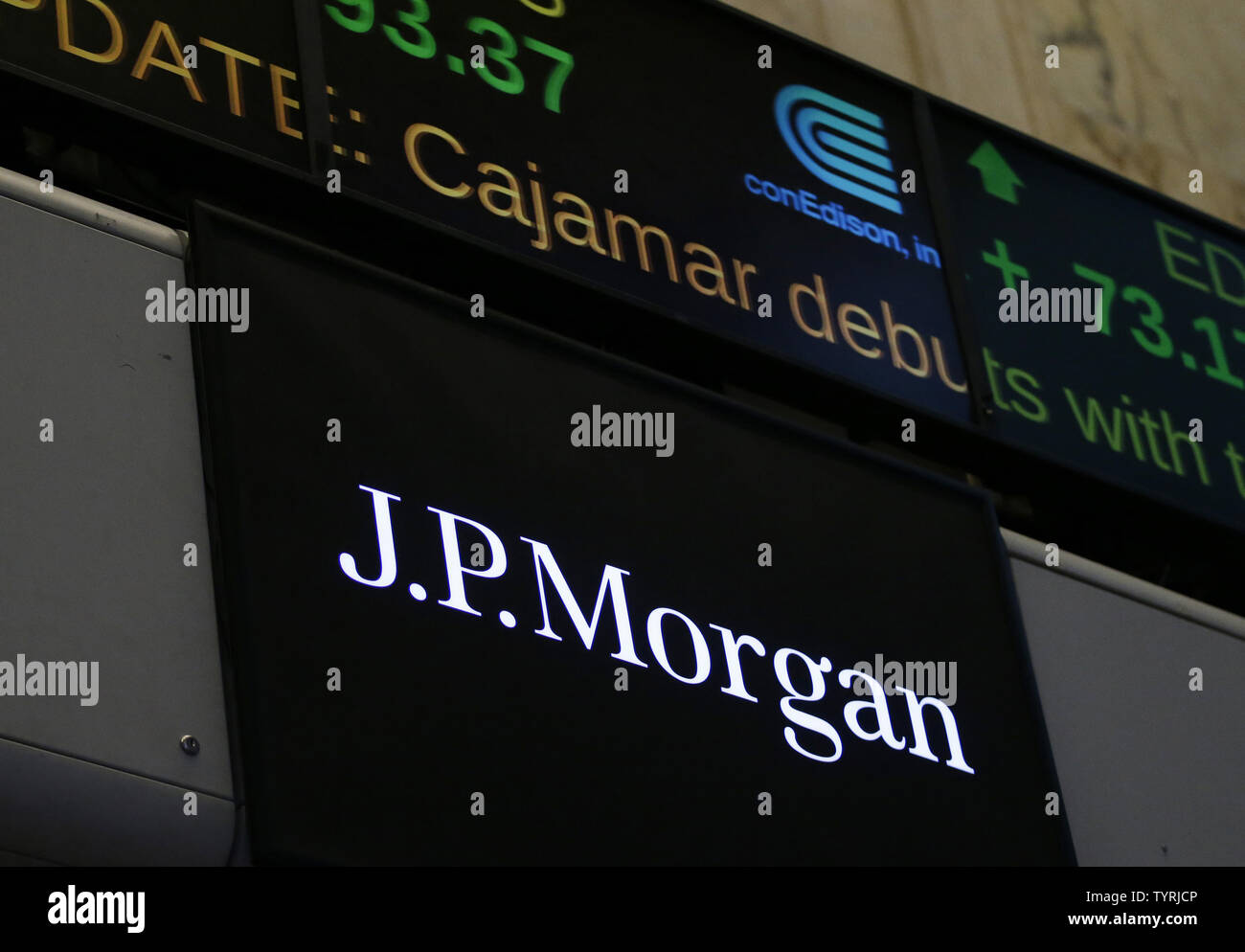 J p morgan logo hi-res stock photography and images - Alamy
