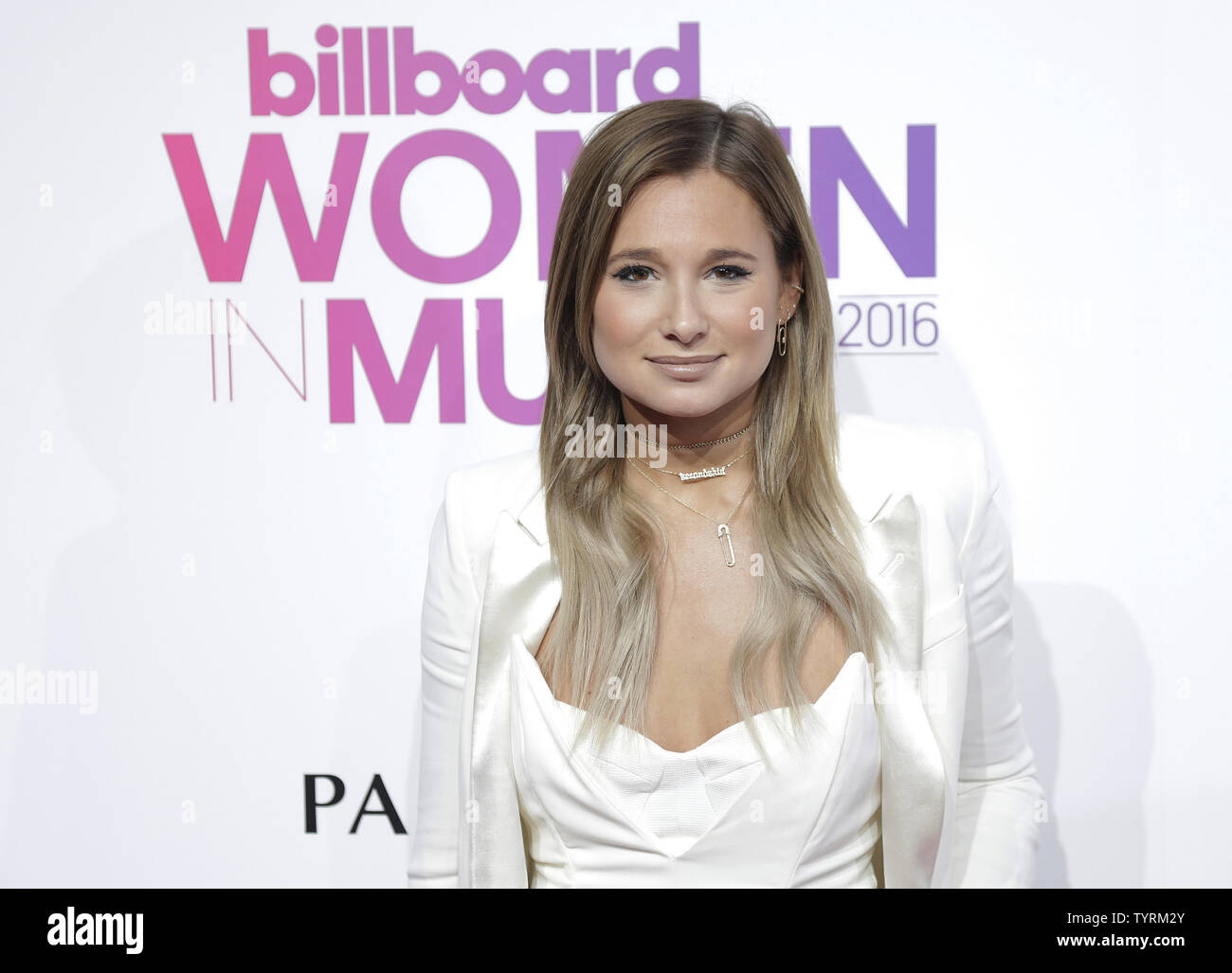 2016 danielle bernstein hi-res stock photography and images - Alamy