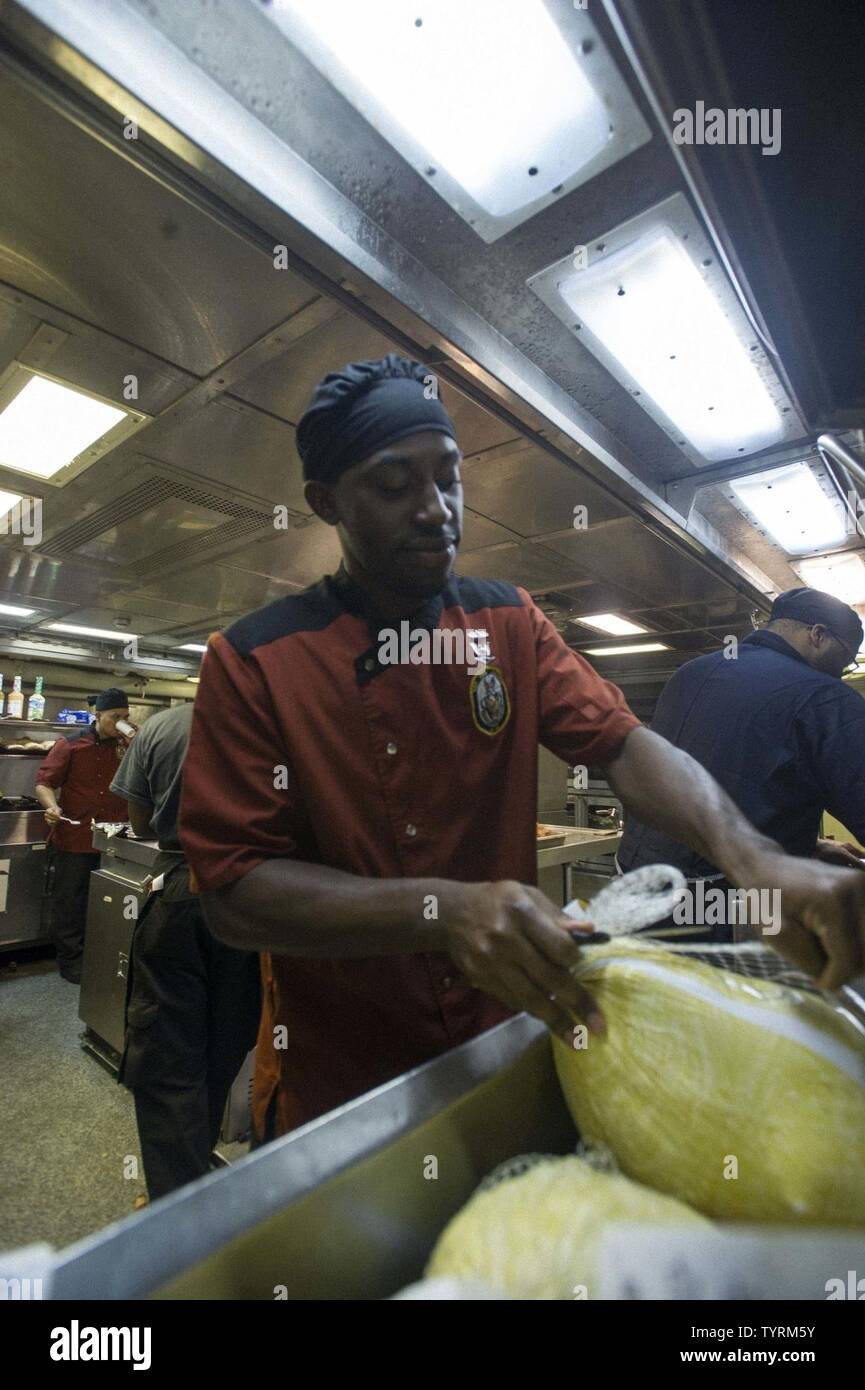 GULF (Nov. 23, 2016) Petty Officer 3rd Class Ceerc Ping, from Newport ...