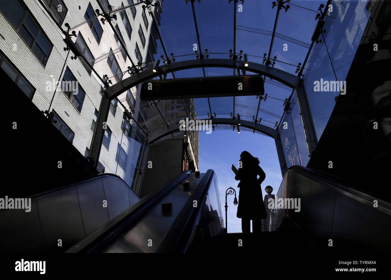 New york city the first subway when opened hi-res stock photography and ...