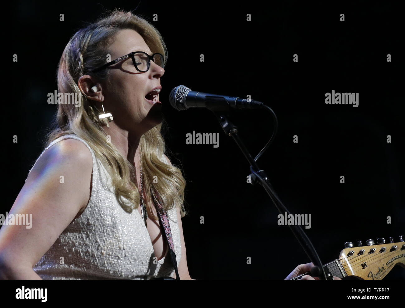 Susan Tedeschi performs at the God's Love We Deliver's Love Rocks NYC ...
