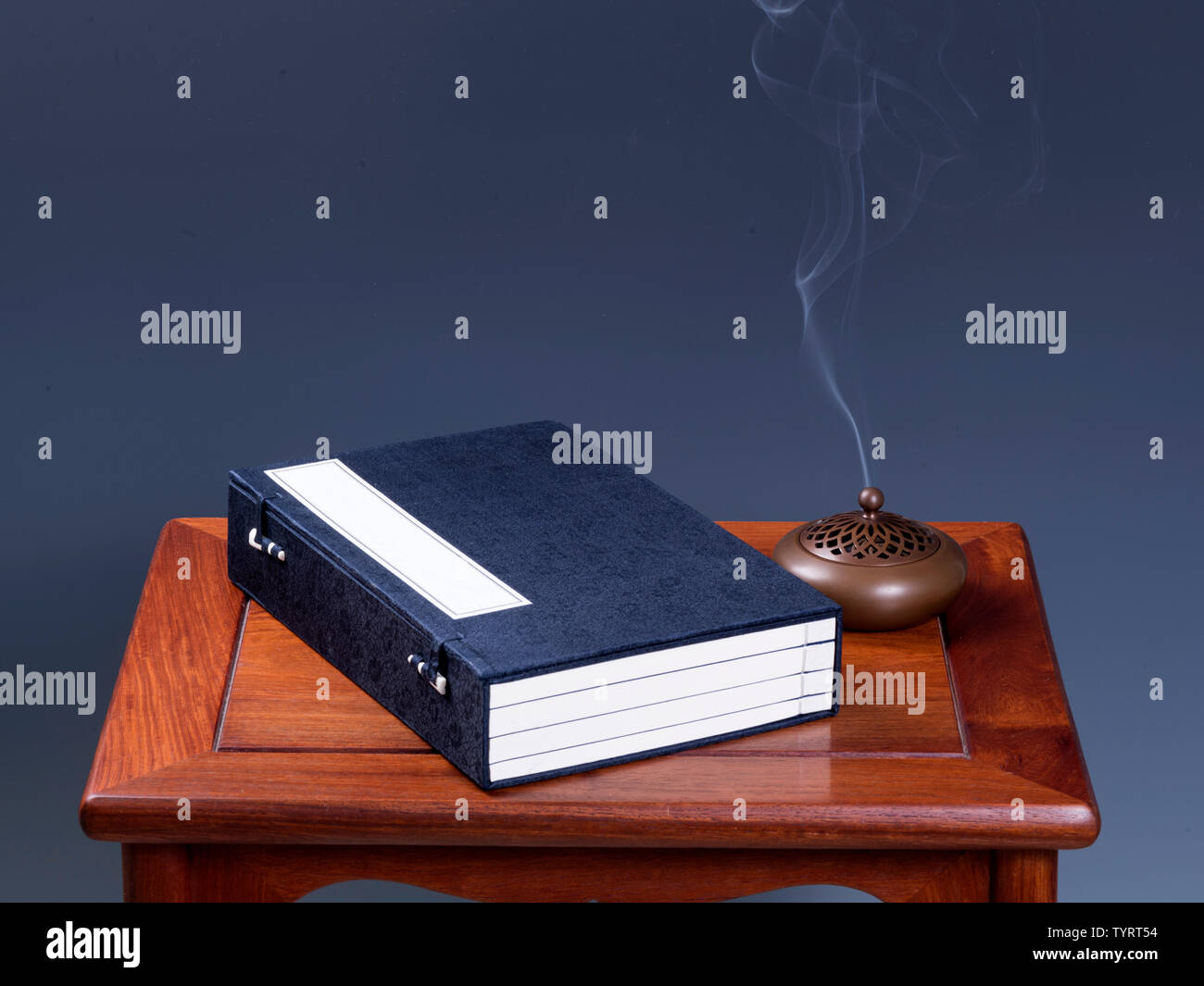 Wire bound books hi-res stock photography and images - Alamy