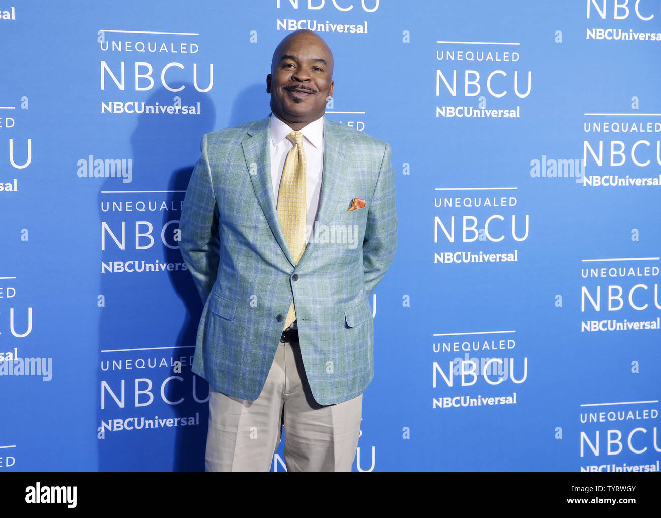 David Alan Grier arrives on the red carpet at the 2017 NBCUniversal ...