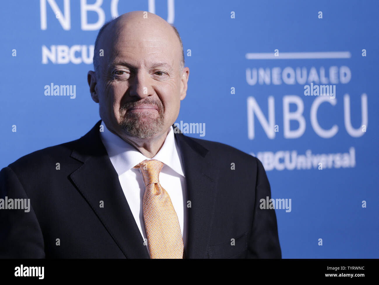 Jim Cramer arrives on the red carpet at the 2017 NBCUniversal Upfront ...