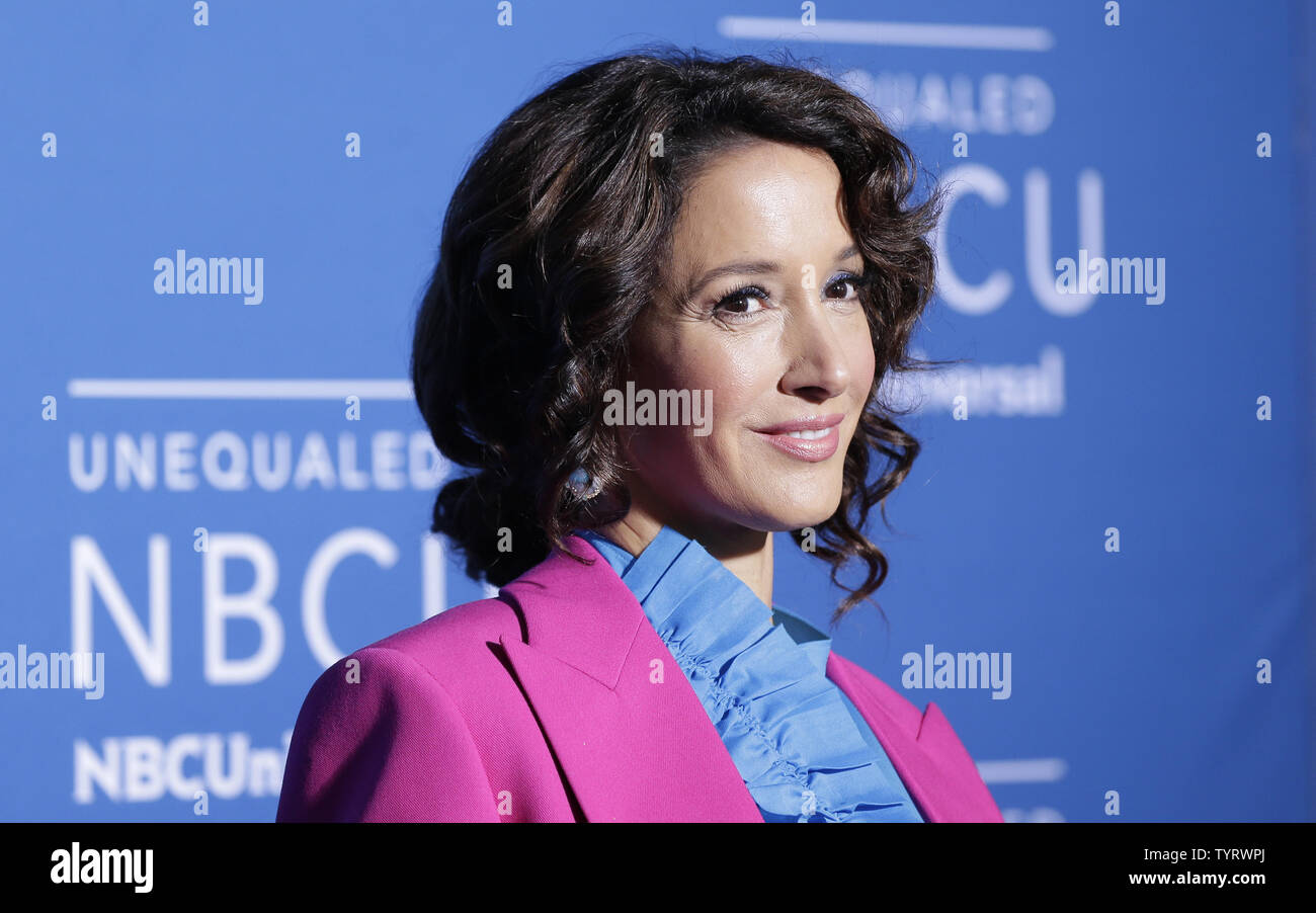 Jennifer Beals arrives on the red carpet at the 2017 NBCUniversal ...