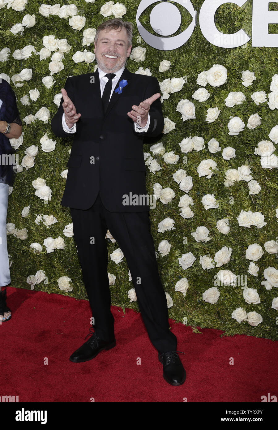 Mark Hamill arrives on the red carpet at the 71st Annual Tony Awards at ...