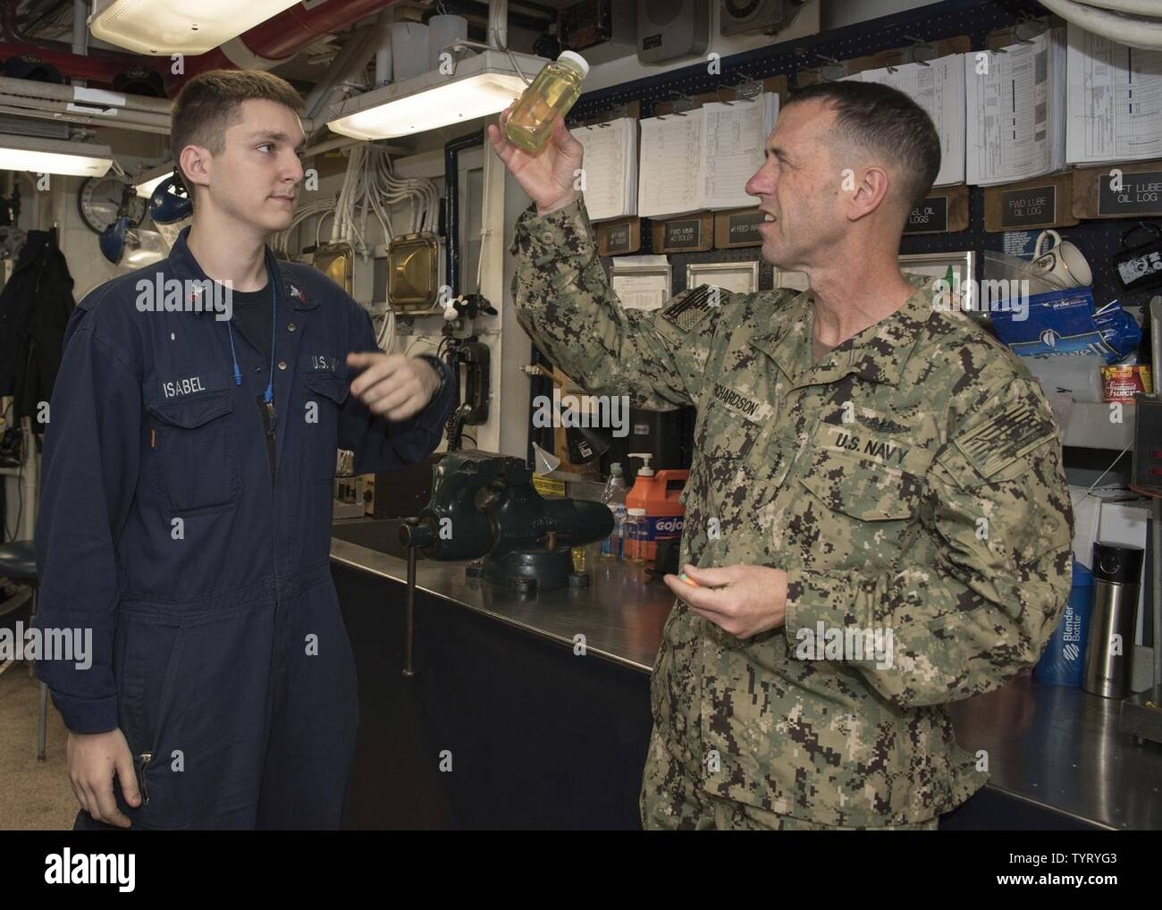 Chief naval operations inspects hi-res stock photography and images - Alamy