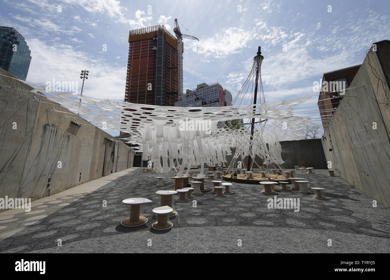 Moma ps1 hi-res stock photography and images - Alamy