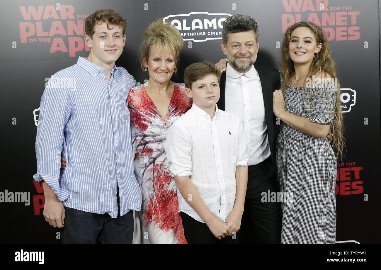 Andy Serkis arrives with his family on the red carpet at 'War for the ...