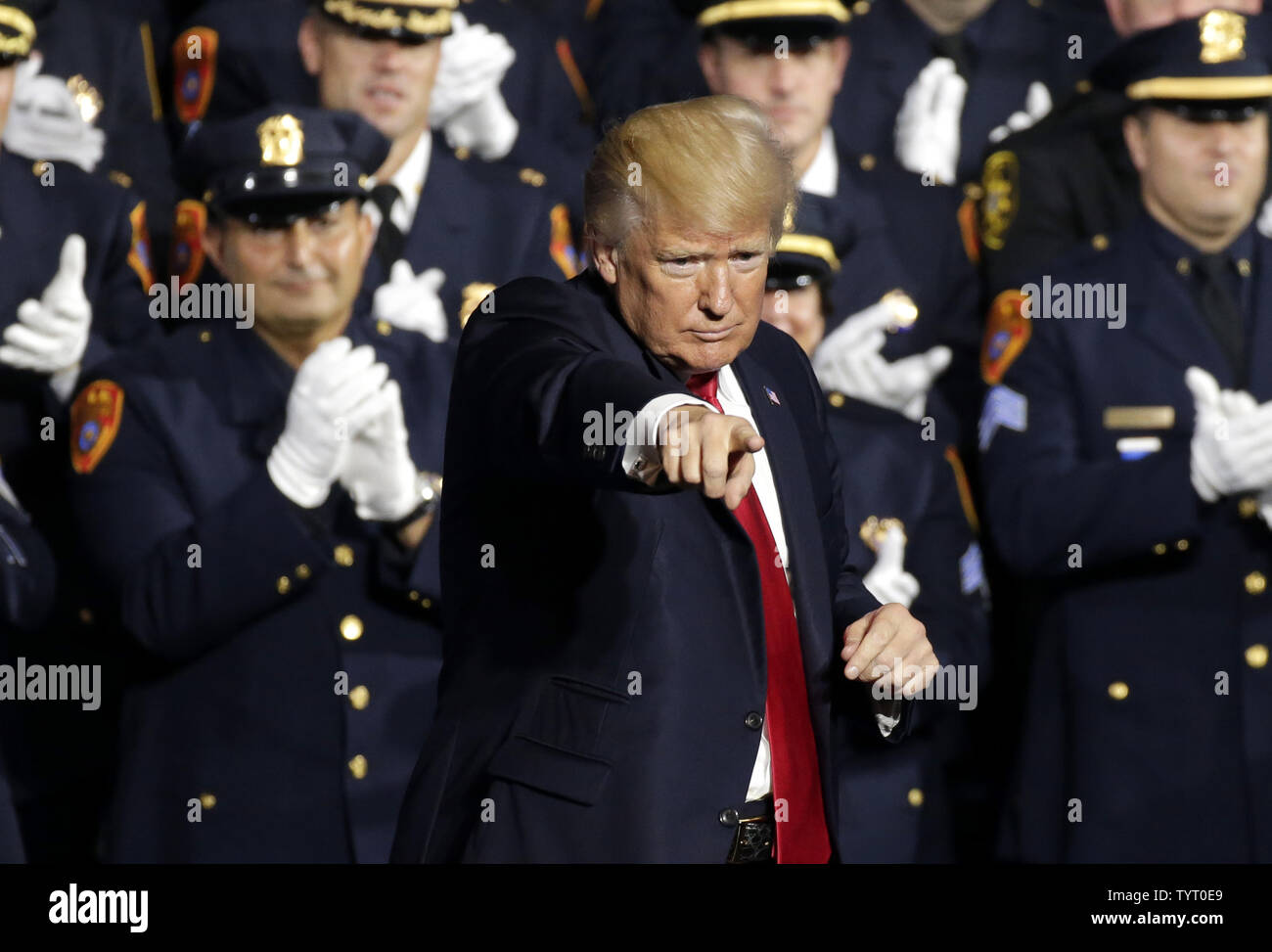 Ms 13 long island hi-res stock photography and images - Alamy