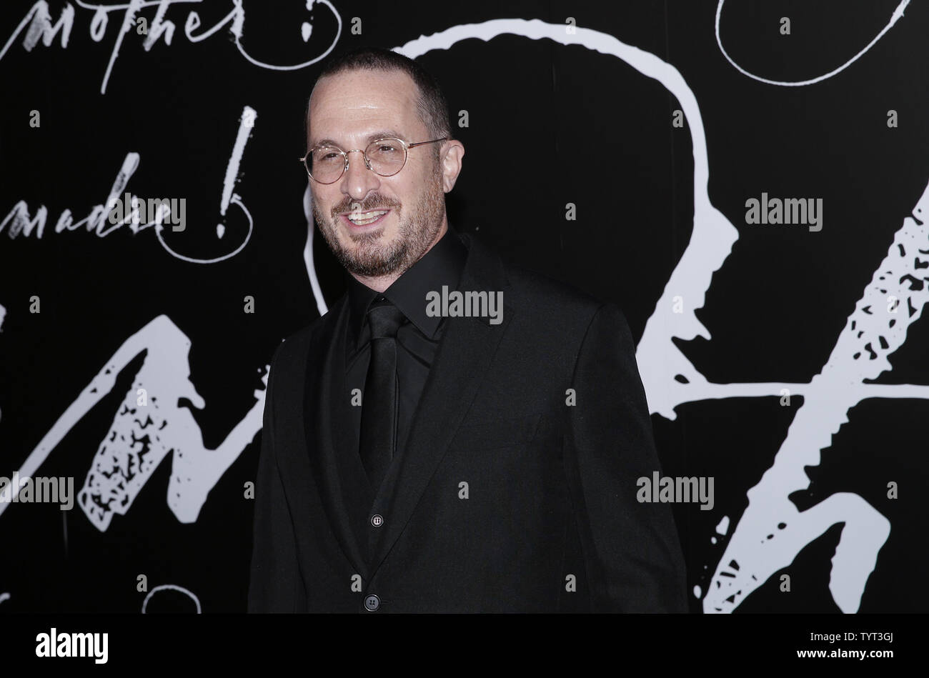 Director Darren Aronofsky arrives on the red carpet at the premiere of ...